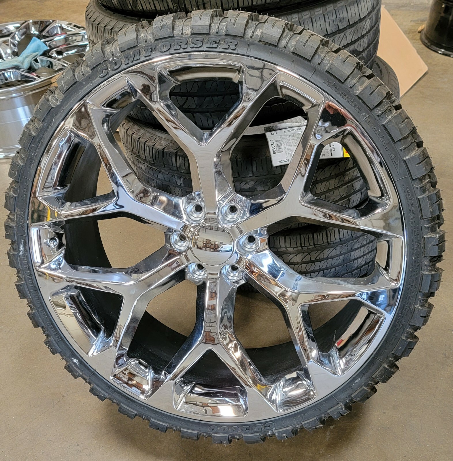 26 Wheels Chrome Snowflake Rims 33" MT Tires Fit Yukon Tahoe Silverado ...