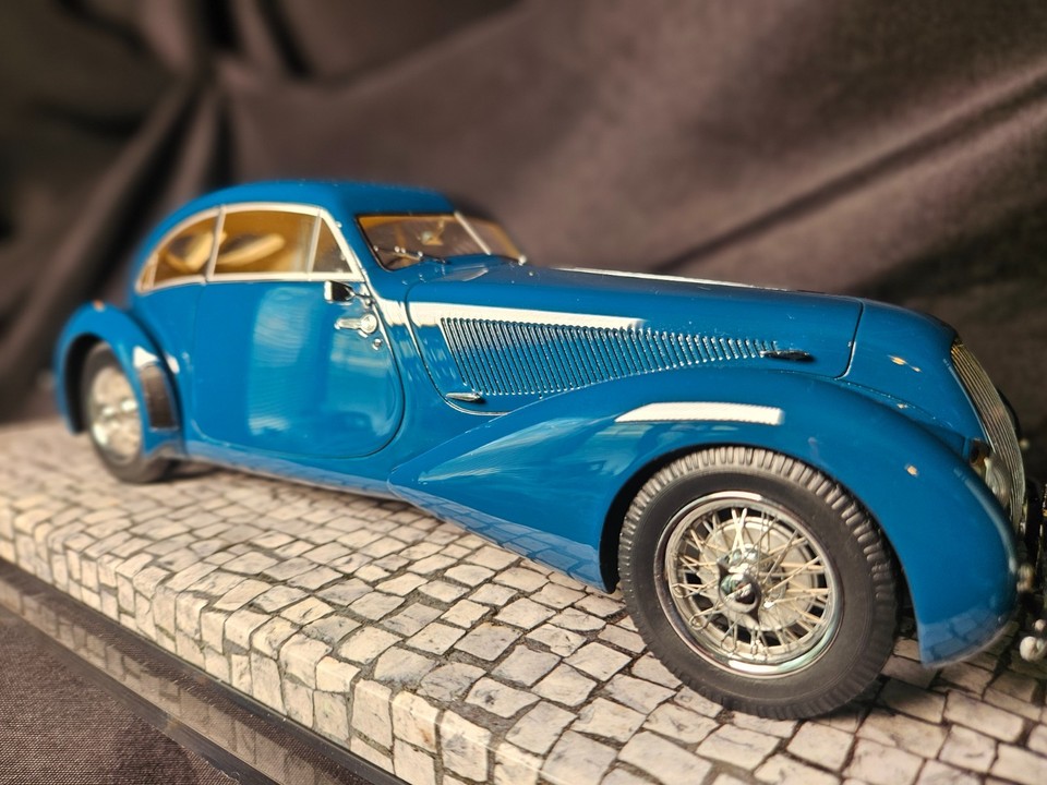 MINICHAMPS 1938 Bentley Embiricos Blue 1:18 Scale Inv. #4781 | eBay
