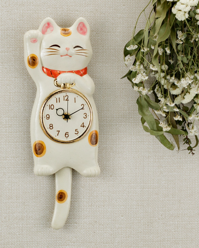 Japanese White Lucky Cat Manekineko Pendulum Wall Clock Pottery Seto ...