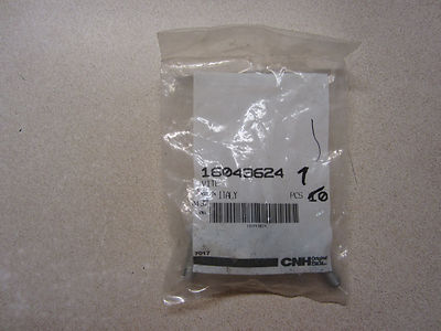 CNH-New Holland 16043624 (7) Screws 43127 | eBay