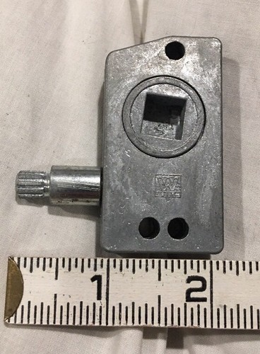 Mobile Home / RV Window Operator WCM 1714C RH Square Hub Torque Side ...