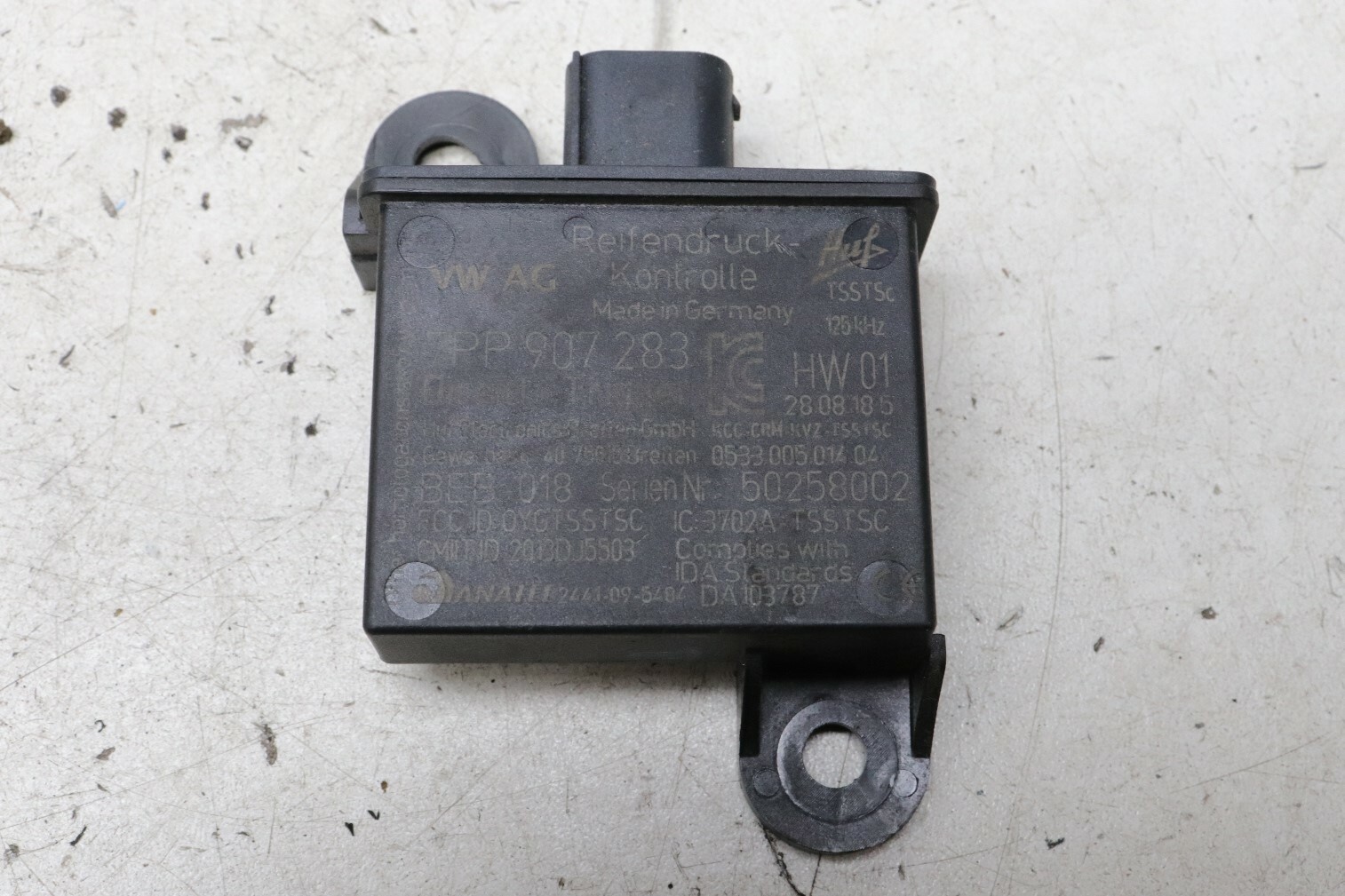 Lamborghini Aventador LP740 2019 TPMS Tire Pressure Sensor Module ...