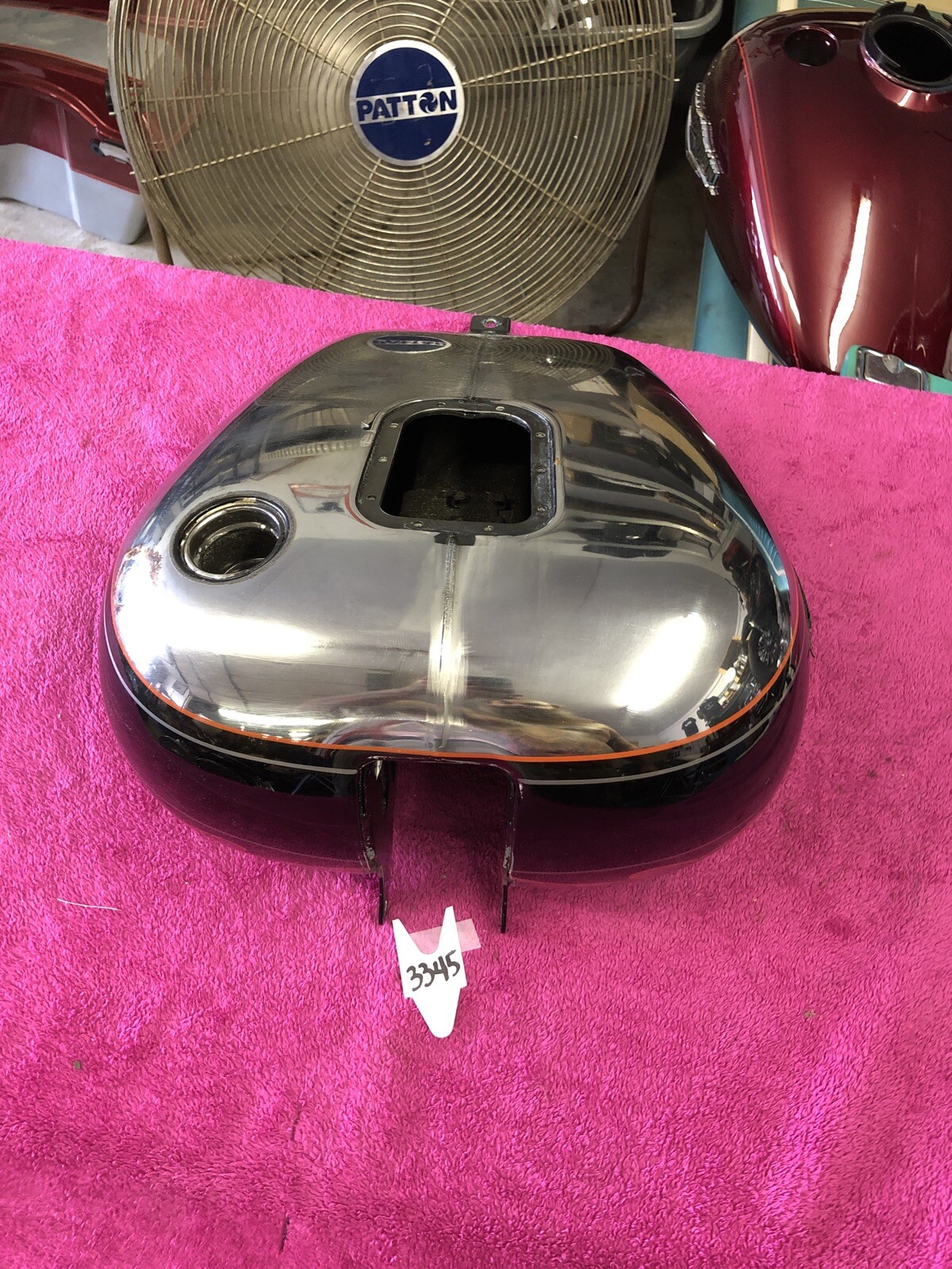 Harley Cvo Breakout Break Out Gas Fuel Tank Chrome Blem Damage Oem ...