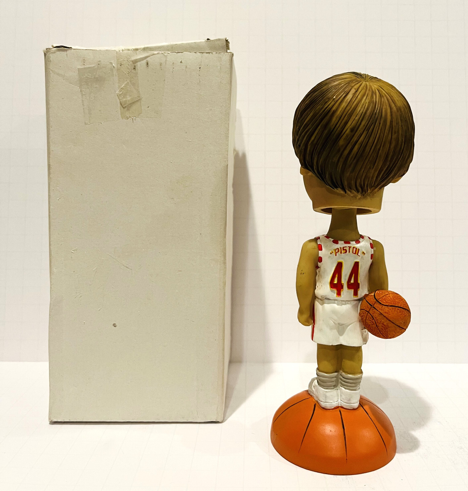 Pistol Pete Maravich 2002 Atlanta Hawks Hall of Fame Legend Bobblehead ...