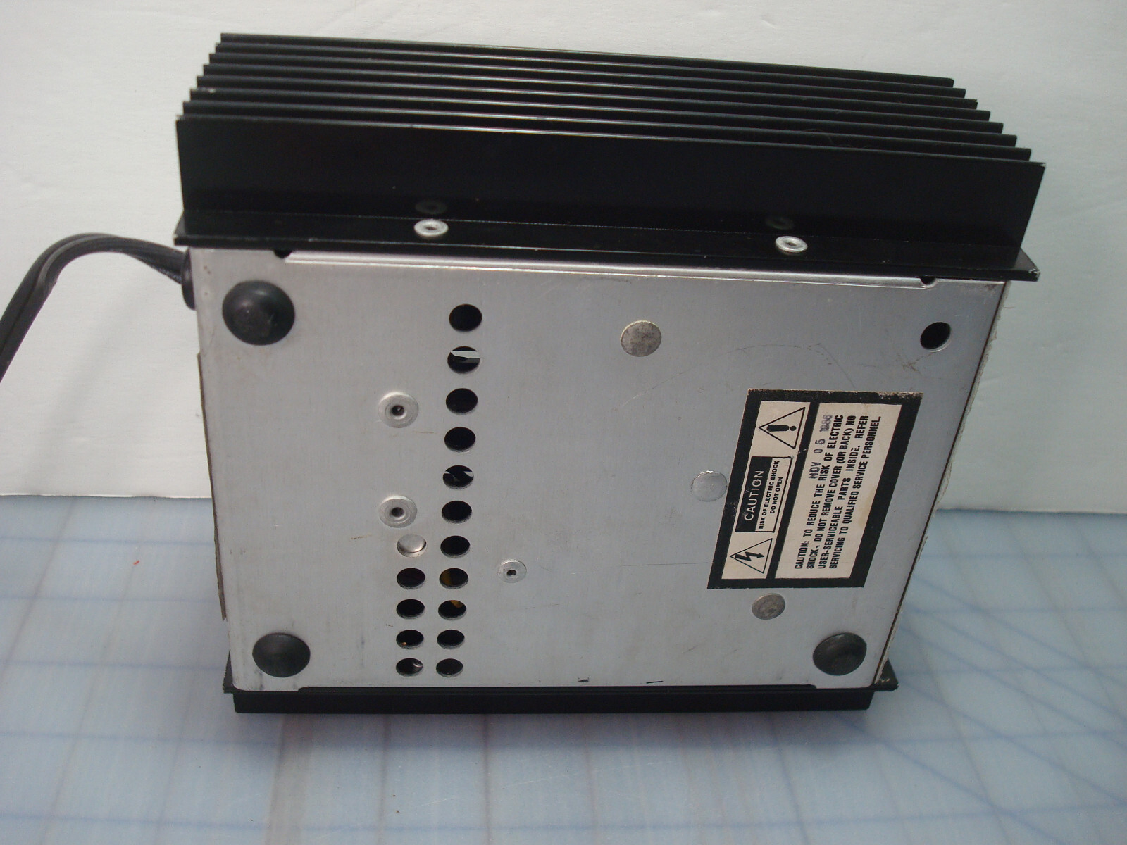 Micronta Regulated 12 volt Power Supply No. 22-120A Converts 120 VAC to ...
