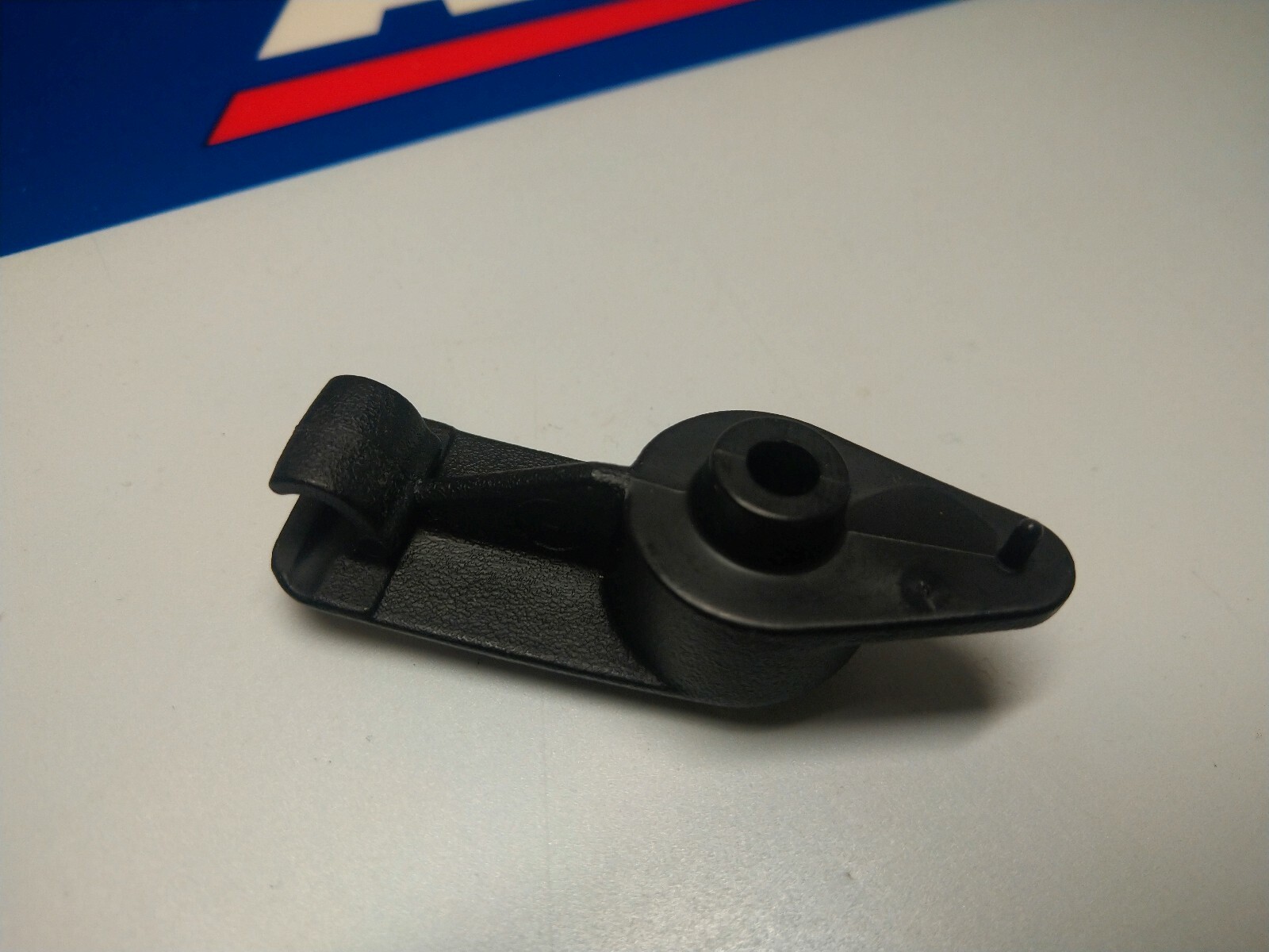 1997-2004 Corvette C5 Black Sun Visor Retaining Clip Bracket 10411051 ...