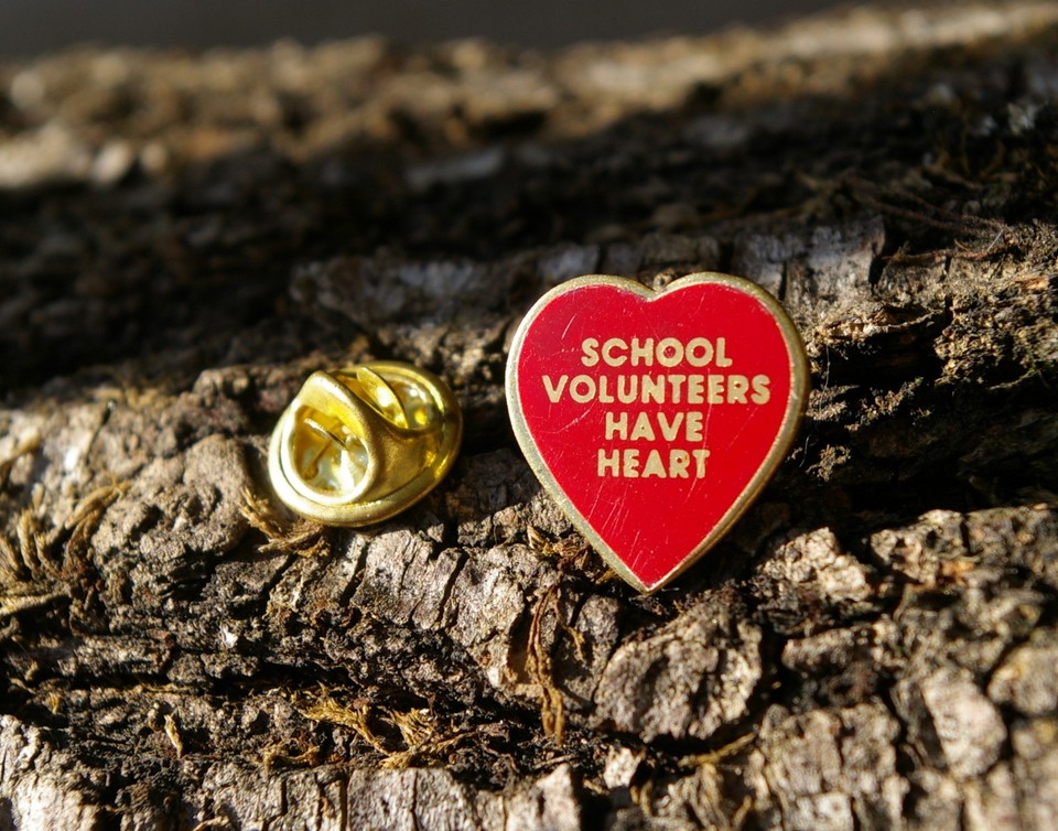 School Volunteers Gave Heart Red Sticker on Gold Tone Metal Pin Pinback ...