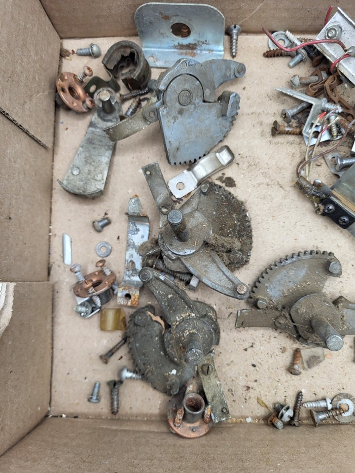 Vintage Pinball Machine/Arcade Game/Jukebox Parts Mechanisms Gear Units ...