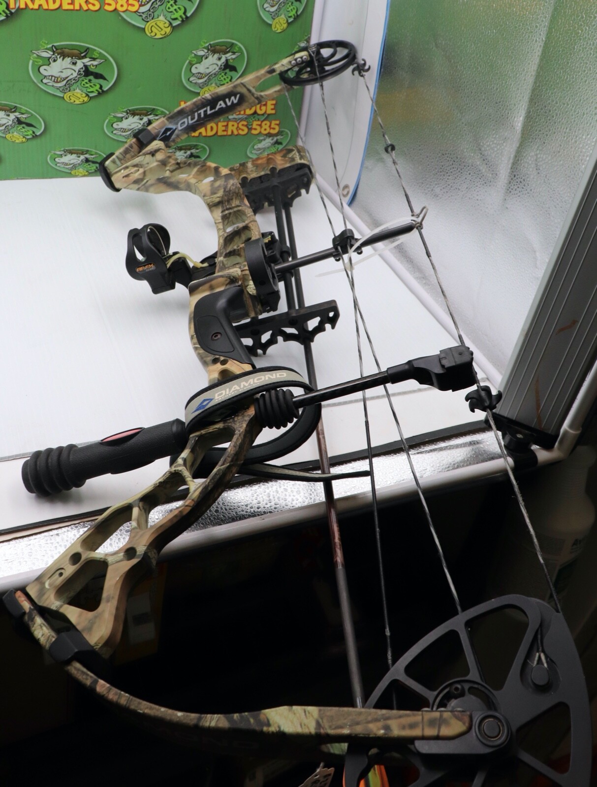 Bowtech Diamond Prism Right Hand Bow 847019057140 | eBay