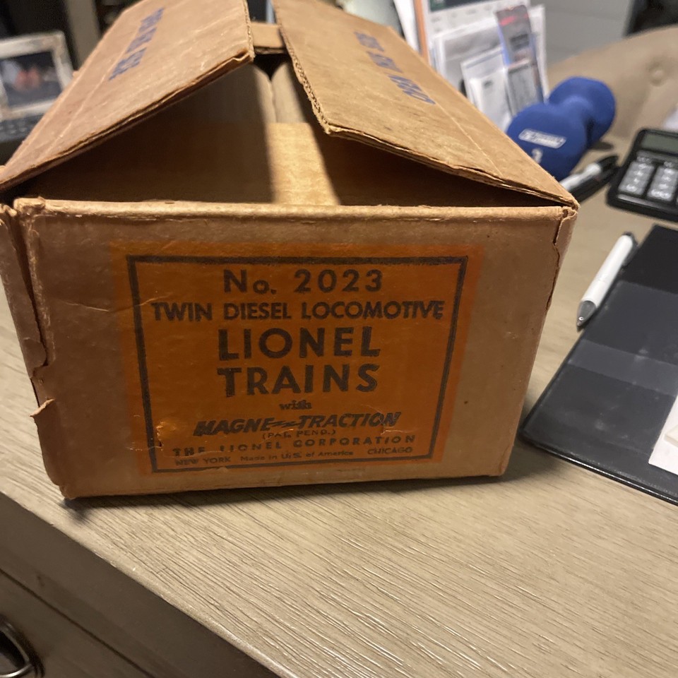 Postwar Lionel 2023 Union Pacific Alco AA Diesel Locomotives .Master ...