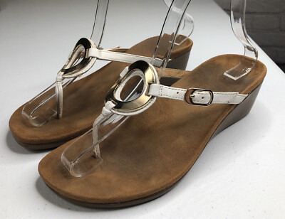 Vionic Orchid Sandal Shoe Women 7 White Leather Gold Ring Wedge Thong ...