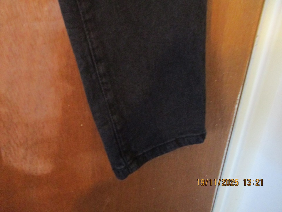 VOI JEANS MEN'S BLACK STRETCH SKINNY JEANS SIZE 32 WAIST 32 IN LEG 31 ...