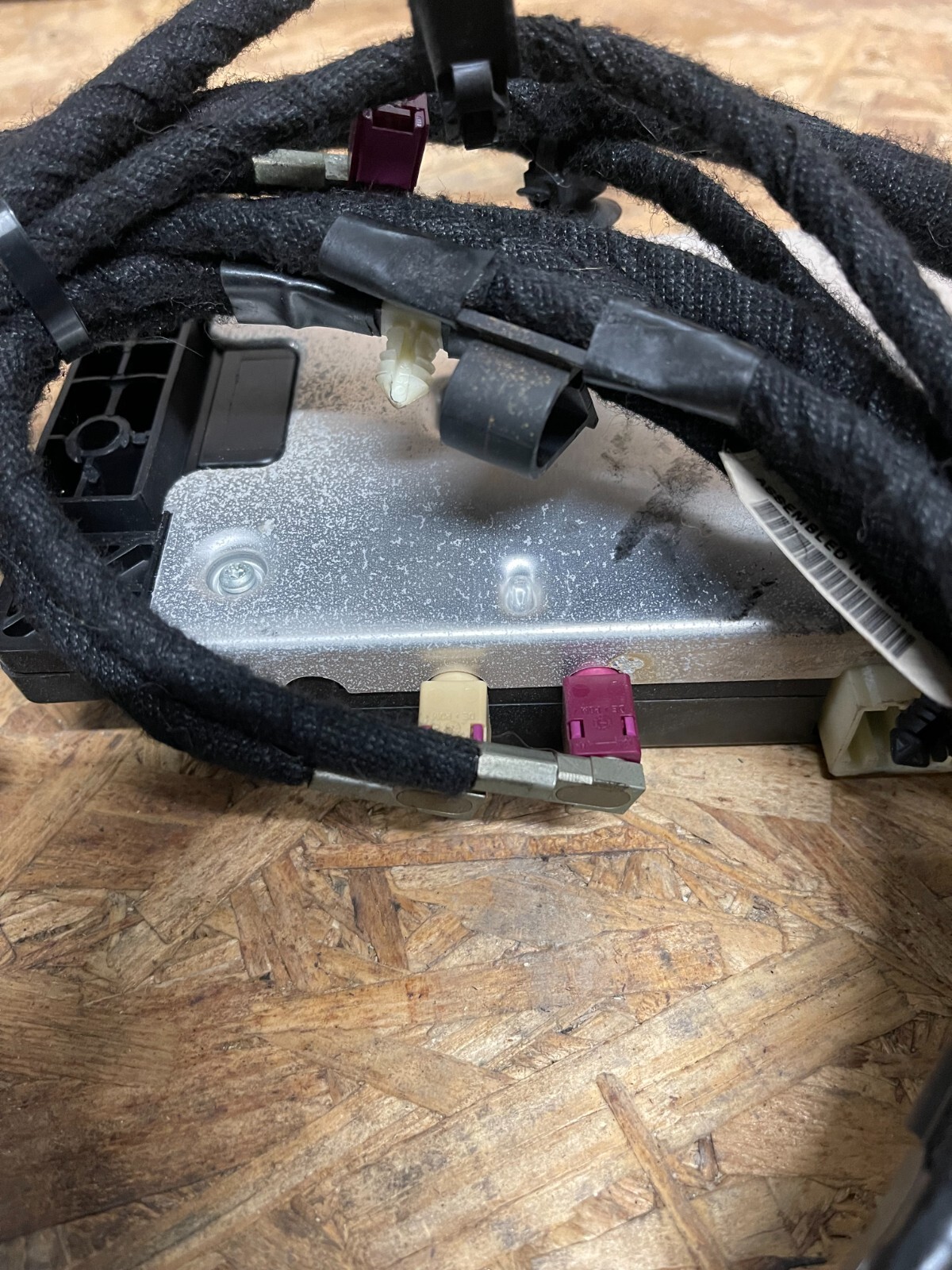 2017 2018 2019 FORD F250 F350 COMMUNICATION CONTROL MODULE W/ HARNESS ...