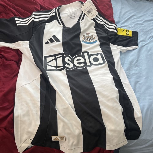 $150 Adidas Newcastle 24-25 Authentic NUFC Soccer Jersey JJ4466 Mens M ...