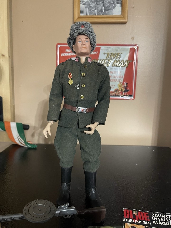 1964 Hasbro GI JOE RUSSIAN Figure SOTW with COMPLETE accessories ...