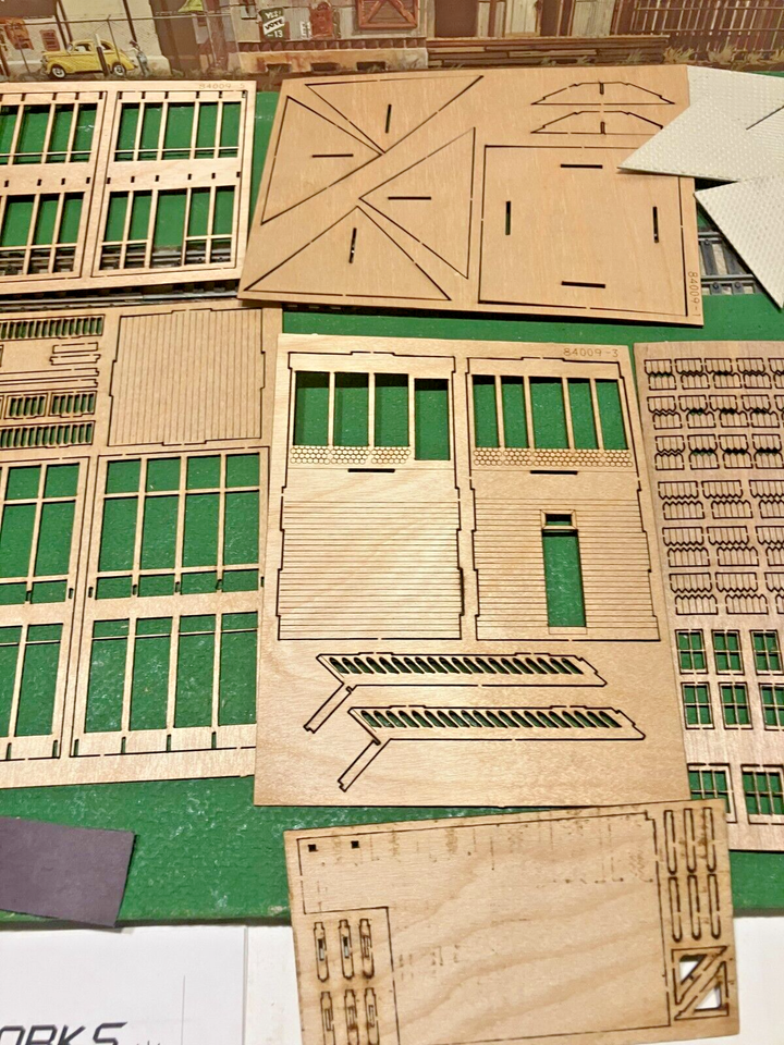 INTERMOUNTAIN LASER WORKS HO SCALE WOOD KIT PENNSY INTERLOCKING CABIN ...