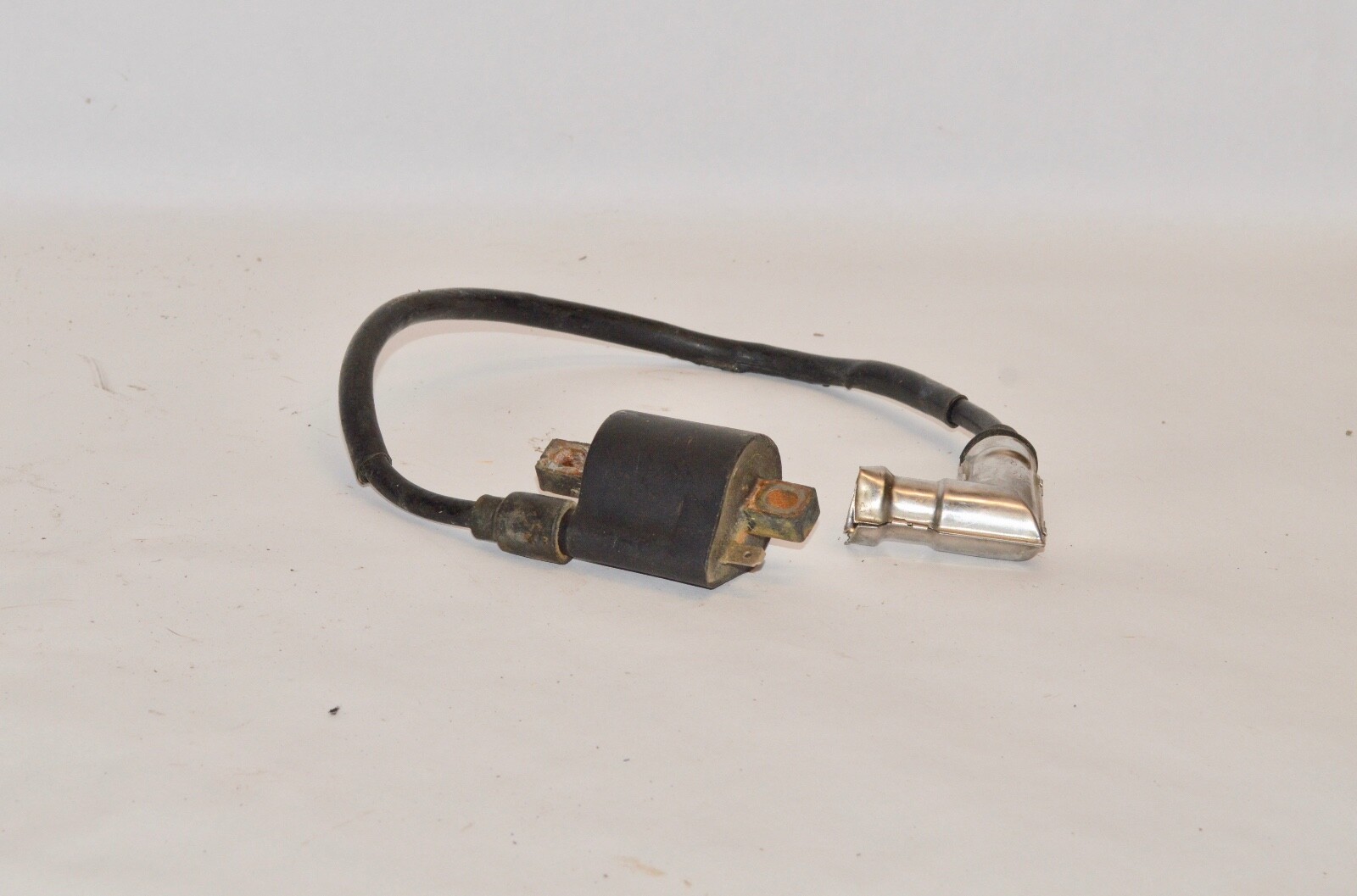 1980 Yamaha IT175 IT 175 Engine Motor Cap and Coil Spark Plug Ignition ...