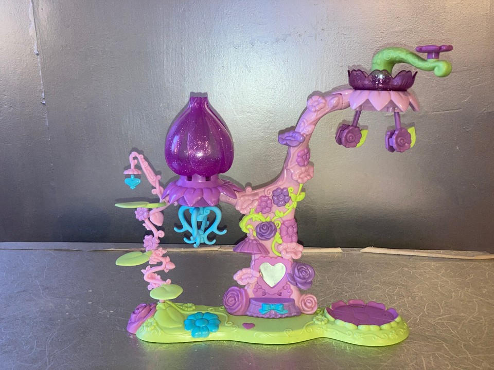 My Little Pony Twist & Style Petal Parlor playset MLP G3 Zipzee breezie ...