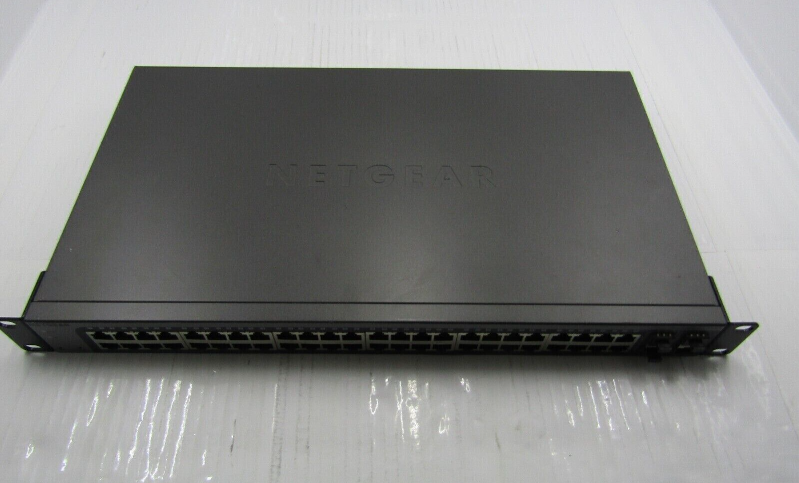 Netgear GS748T v4 48 Port Gigabit Smart Switch Managed Rack Mount Ears ...