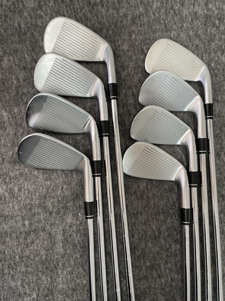 TaylorMade R9 Iron Set 4-Pw,Aw Left Handed KBS 90 Regular Steel Golf ...