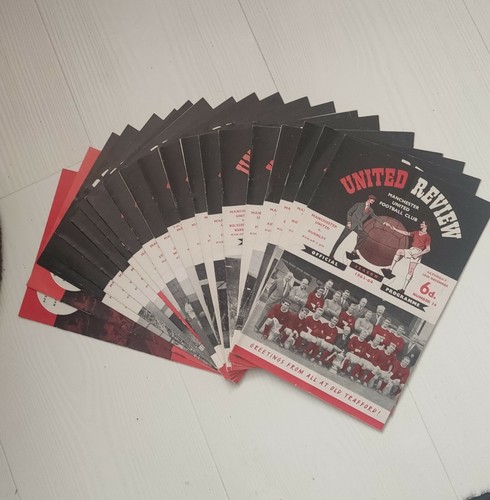 20 x RARE MAN UTD PROGRAMMES FROM THE 1963/64 SEASON INC. GEORGE BEST ...
