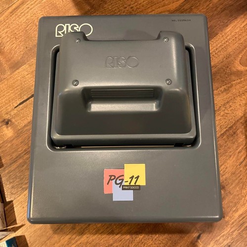 RISO Print GOCCO Pg-11 Screen Printing Machine 10 Lamps 8 Masters & 19 ...