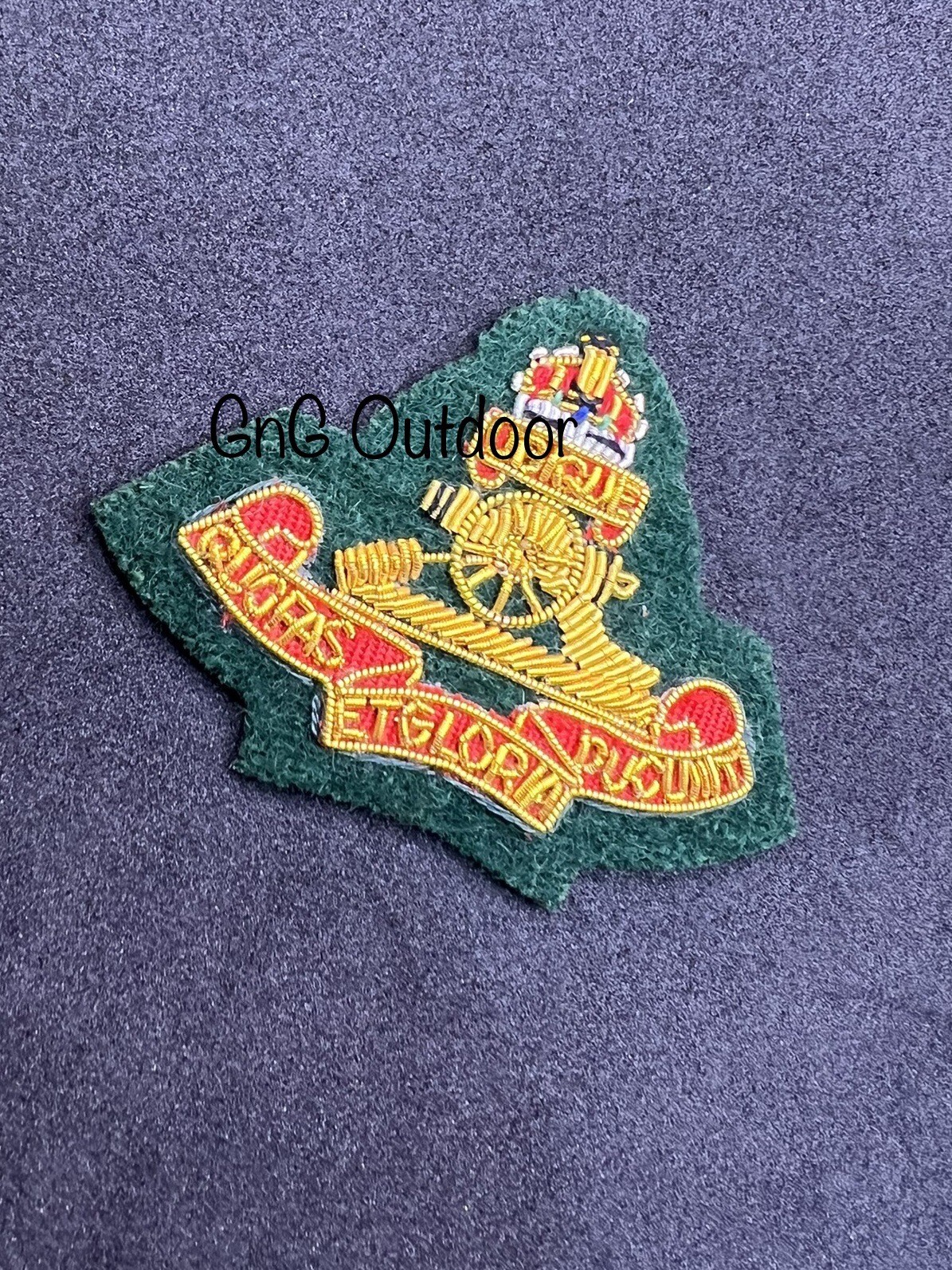 King’s Crown Royal Artillery Officers Beret Badge RA Green Background ...