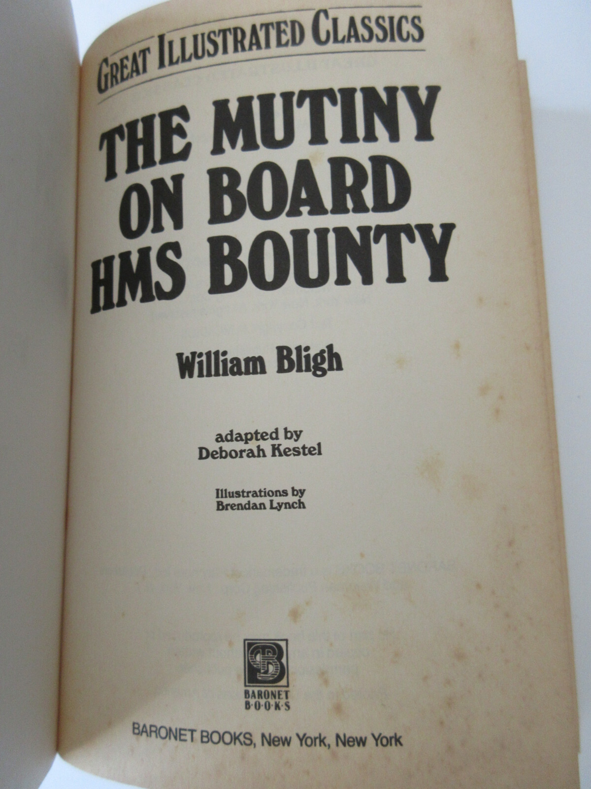 The Mutiny on Board HMS Bounty (Great Illustrated Classics) hardcover ...