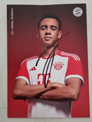 SUPERSTAR JAMAL MUSIALA SIGNED IN PERSON 4X6" BAYERN 2023/24 PROMO CARD ...