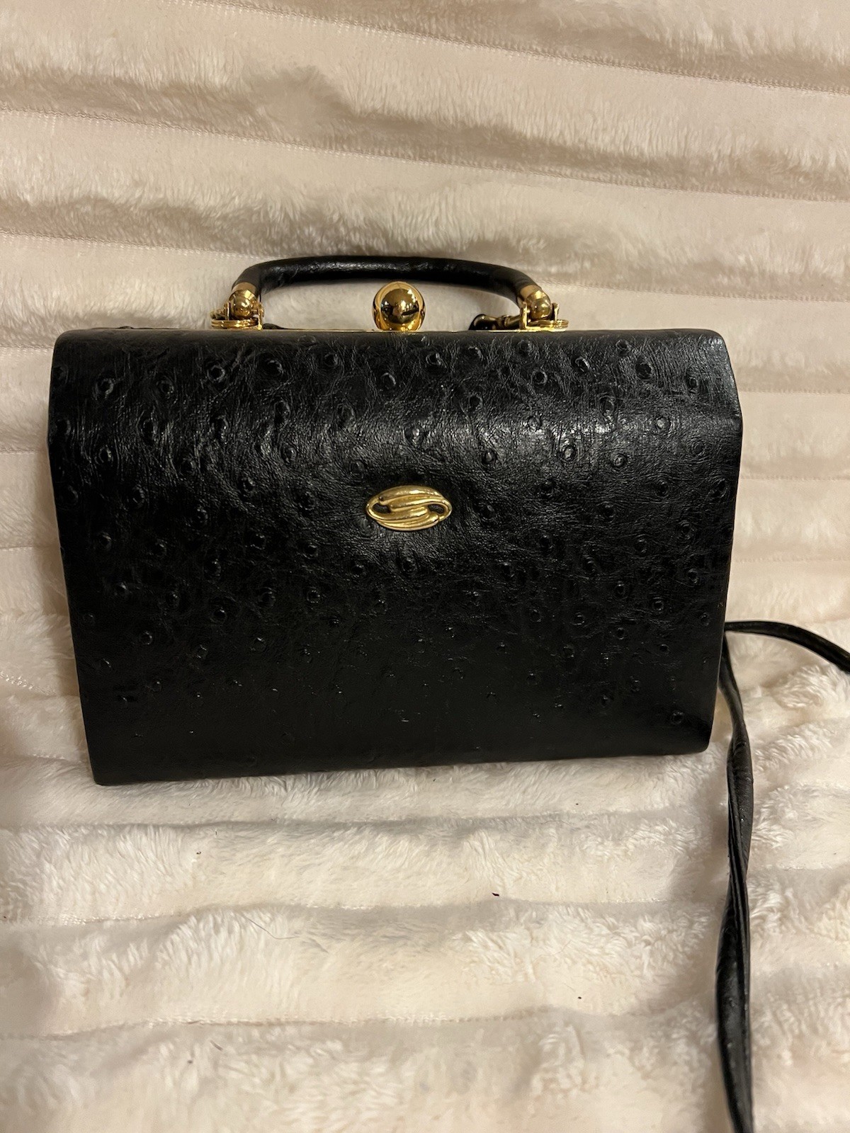 Vintage Black Faux Ostrich Box-Style Handbag or Shoul… - Gem