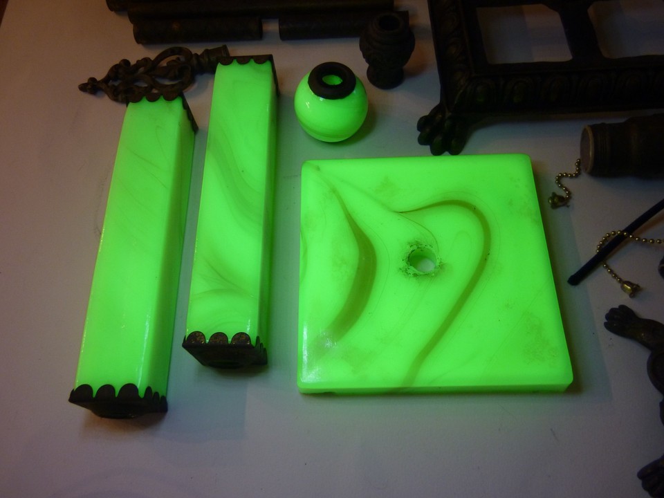 Uranium Glass Floor Lamp, Parts, Houze, Akro, Glows Green, Complete ...