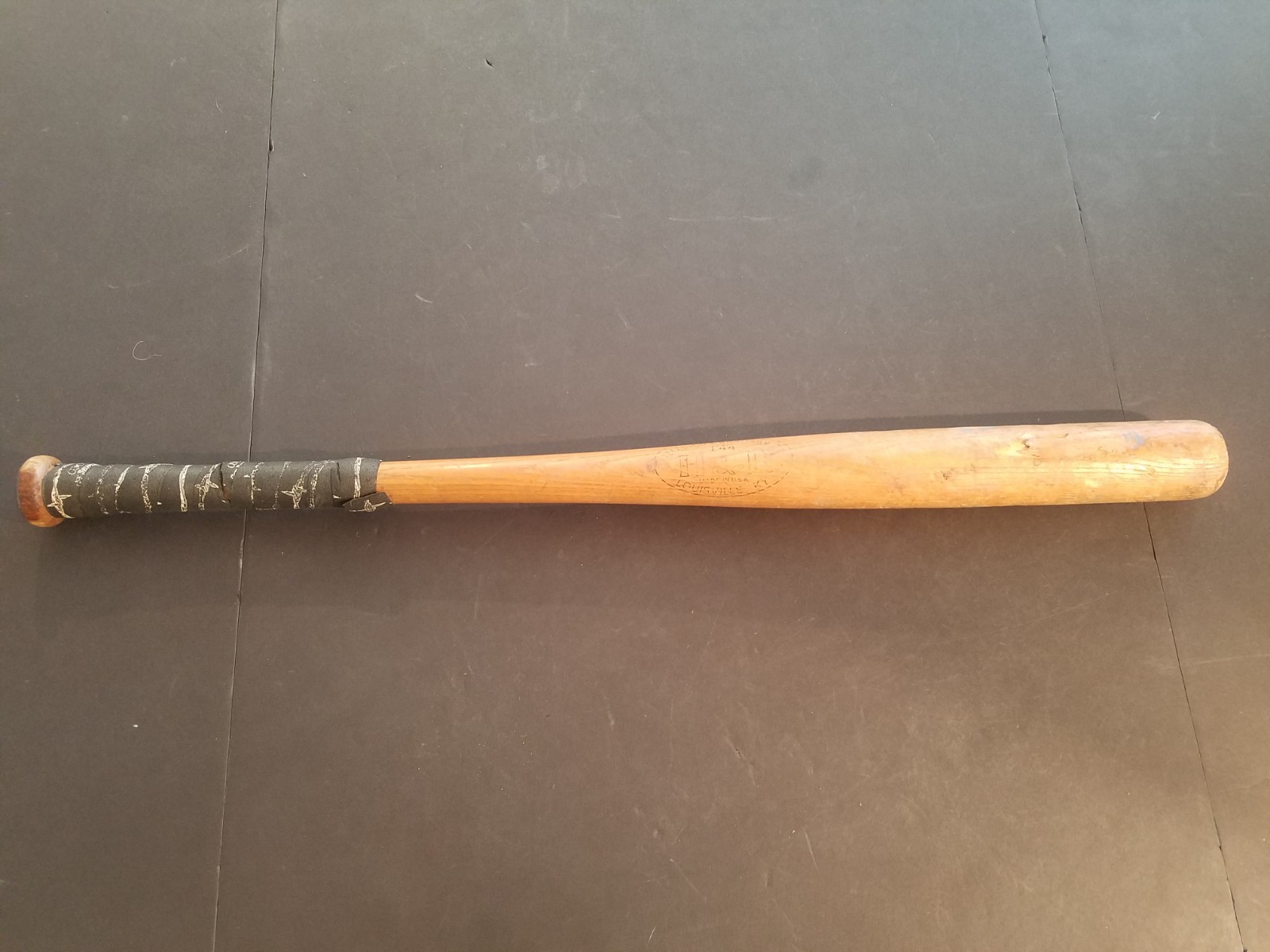 VINTAGE HILLERICH & BRADSBY CO. L44 H&B Wood BASEBALL BAT | eBay