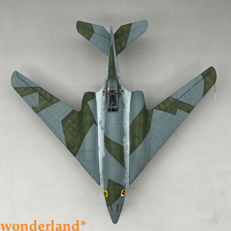 Amusing 48A005 1/48 WWII German Aircraft Me262 HGIII Concept 3 Plastic ...