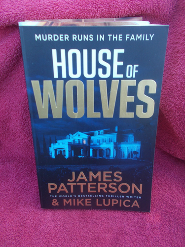 HOUSE OF WOLVES JAMES PATTERSON AND MIKE LUPICA P/B LGE | eBay Australia