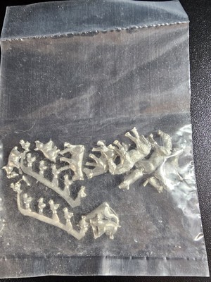 *READ N Scale Farm Animal Figures Model Train Layout Cows Horses Pigs ...