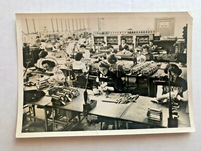 1940's WWII Era Original Photograph of Women Working in Machine Shop | eBay