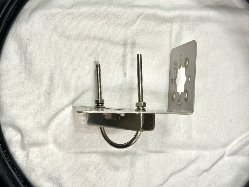 Waveform MIMO 4x4 Panel Antenna Kit – 5G LTE, 30ft SMA Cables, Outdoor ...