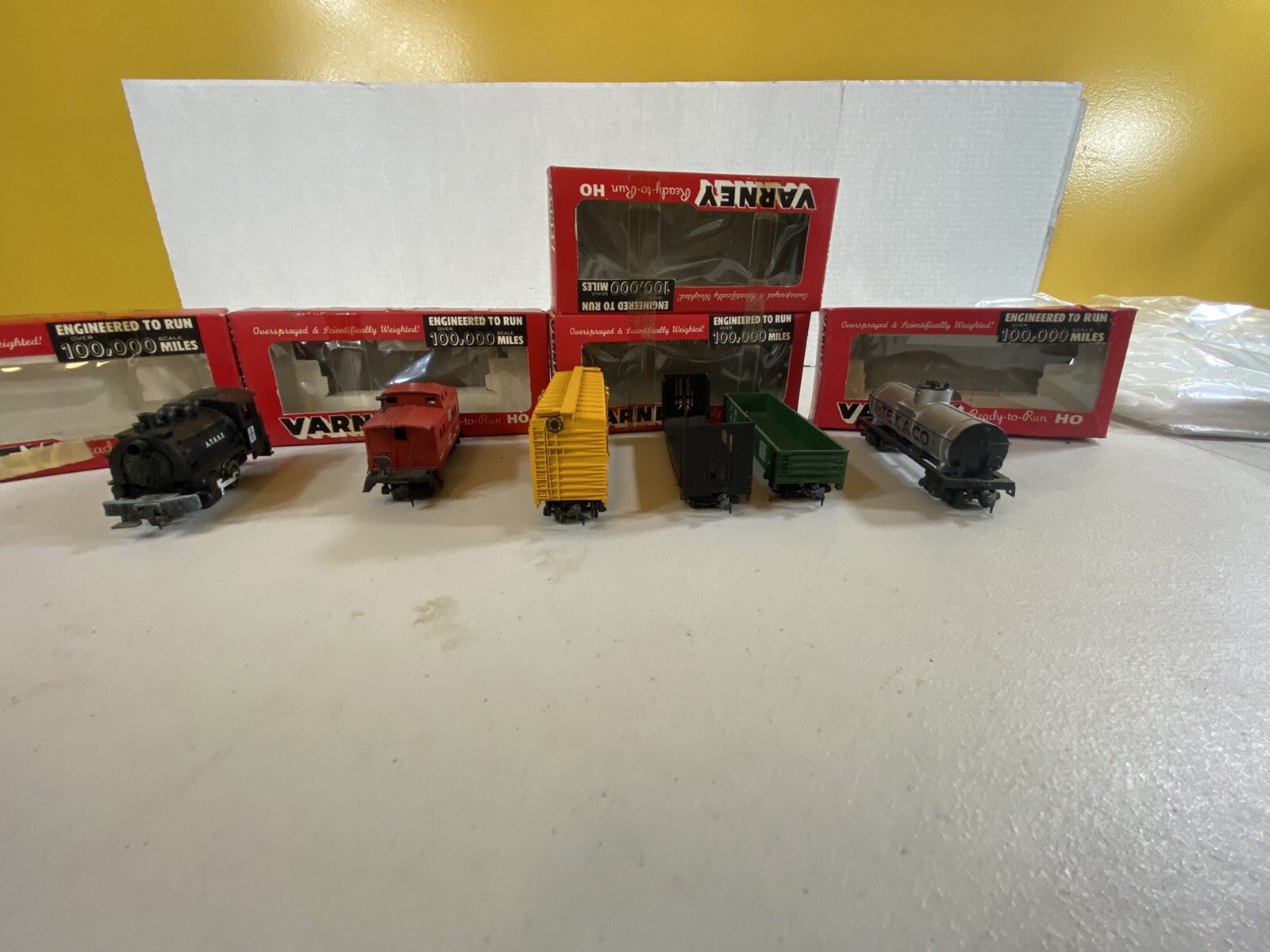 Varney ready-to-tun HO scale model trains lot orig boxes 10B39 | eBay
