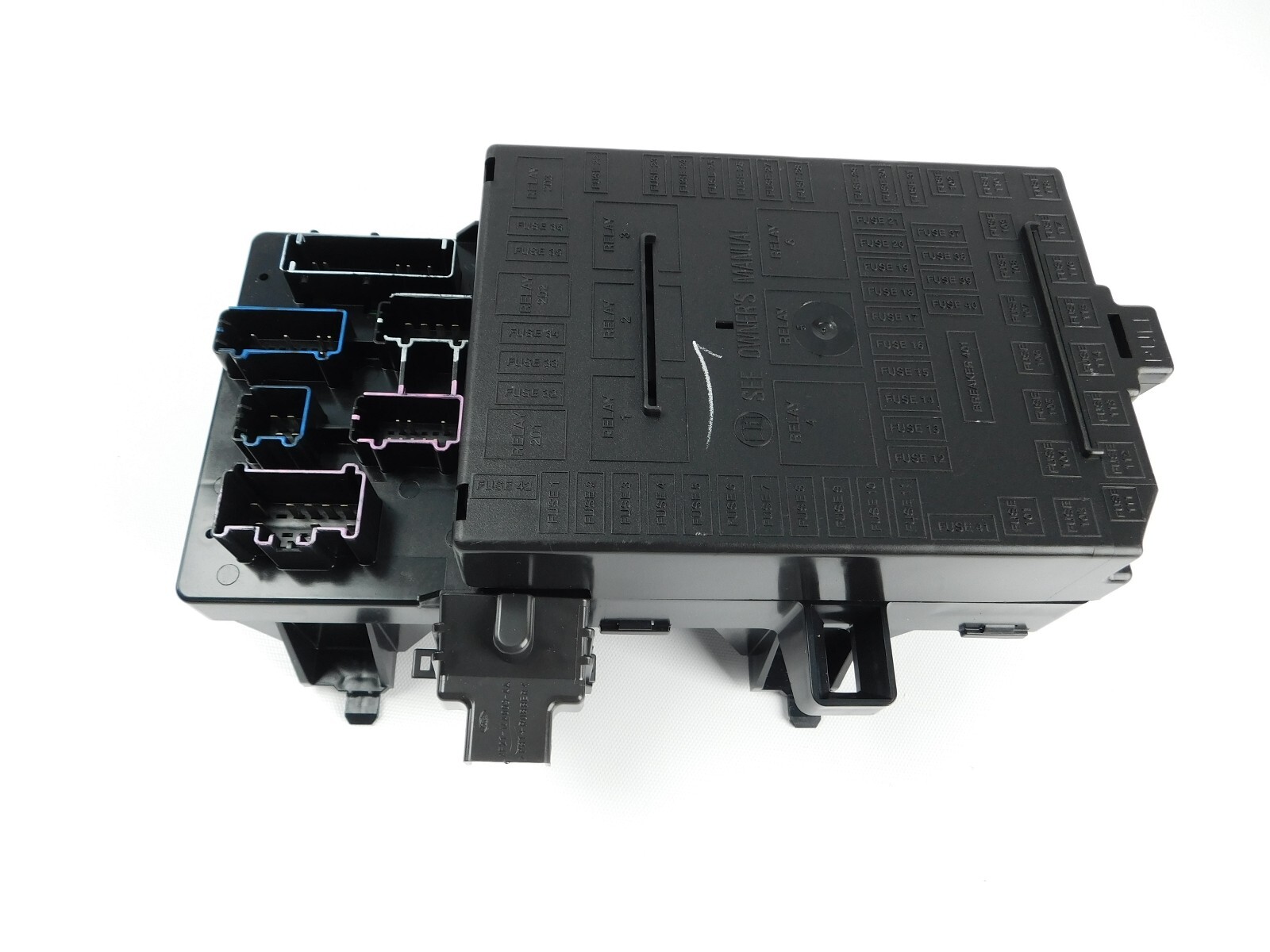 2005 Ford F-150 Fuse Box Relay Power Distribution Block 5L3T-14A067-AA ...