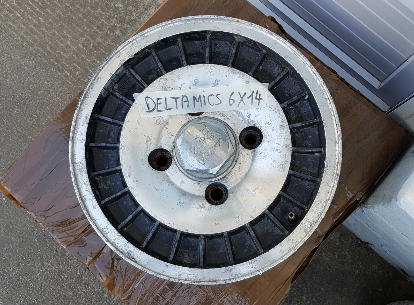 Jante Alu Delta Mics en 6x14 Peugeot 504 Coupé Cab Cabriolet et 505 604 ...