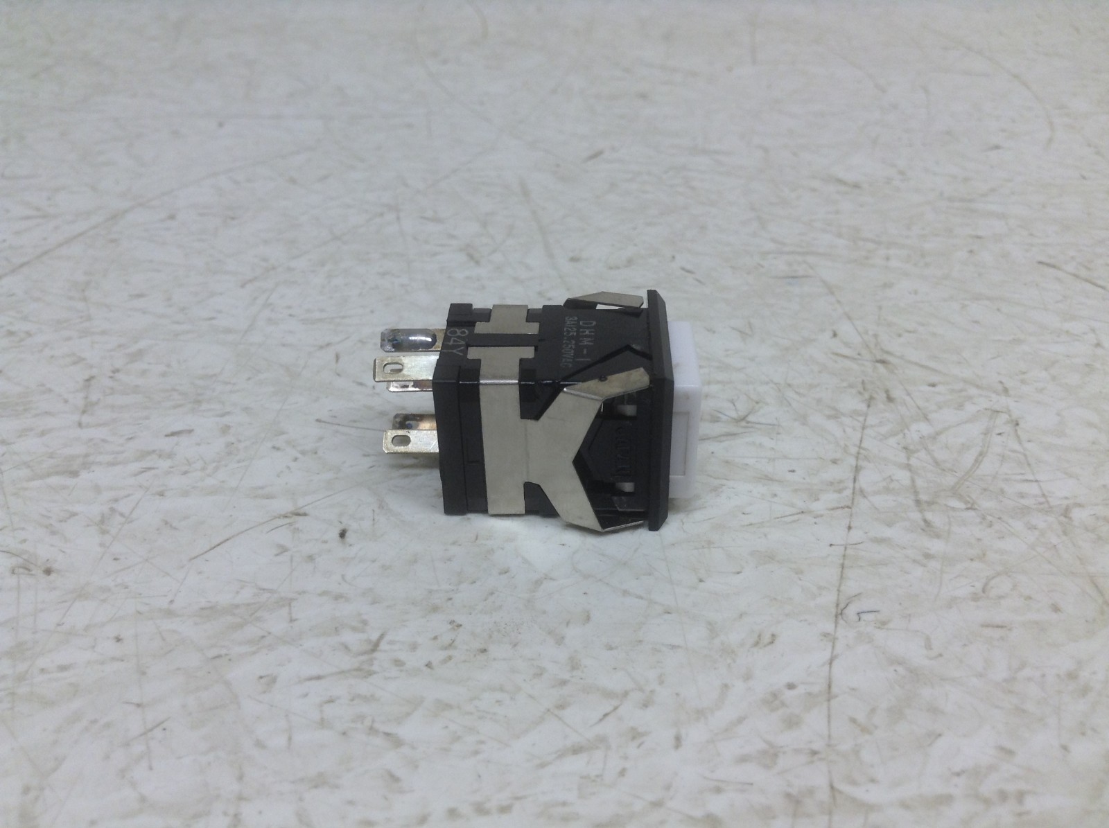 Mulon SPDT DHM-1 White Push Button 250 VAC DHM1 | eBay