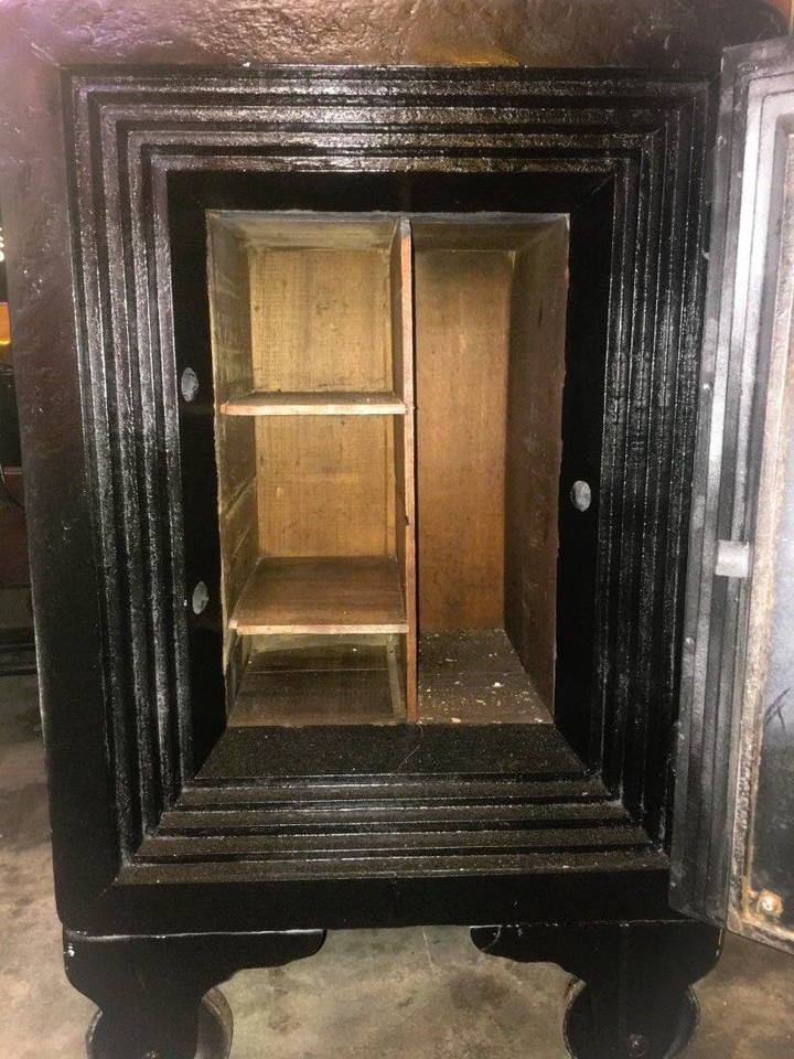 Heavy Iron Late 19th Century Antique Dewey-Cheatum & Howe Safe & Lock ...