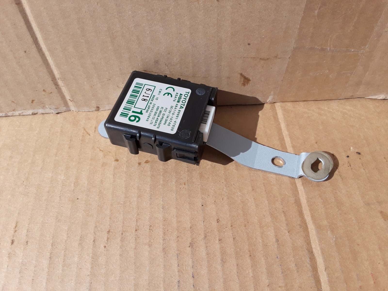 2004 - 2009 Toyota Prius Front Right Door Oscillator Computer Module ...