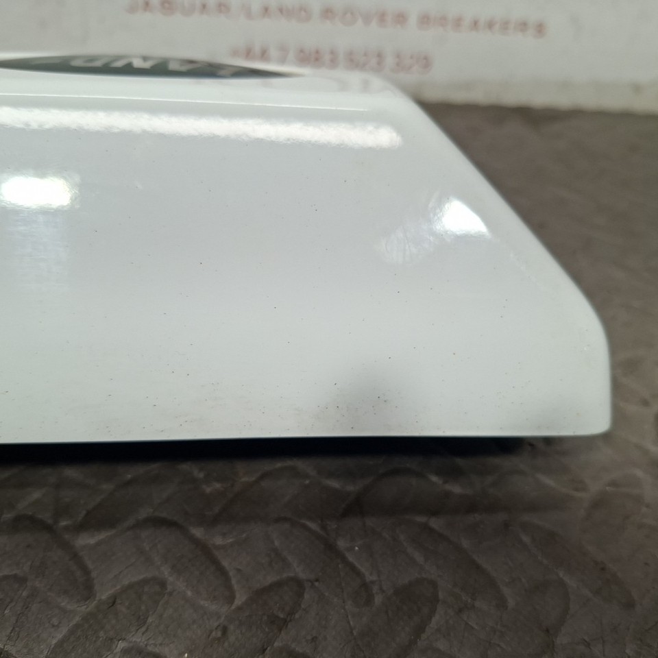 LAND ROVER DISCOVERY 4 L319 13-16 TAILGATE BOOT HANDLE TRIM IN FUJI ...
