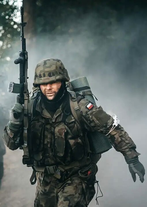 Polish Army Uniform The Militarisation Of Patriotism VSquare.org