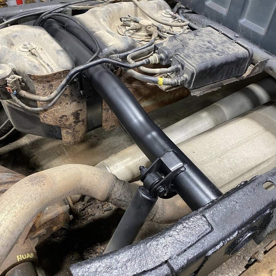 Front & Rear Fuel Tank Support Crossmember for 99-06 Chevy GMC Sierra ...