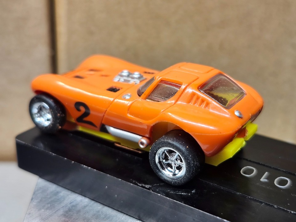 AURORA CHEETAH WITH T-DASH CHASSIS HO SLOT CAR | eBay