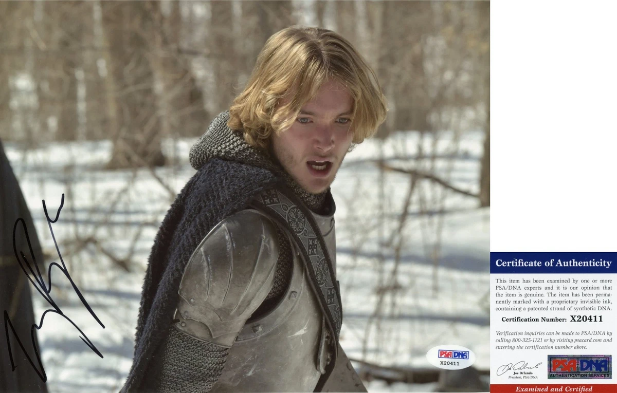 Toby Regbo Francis