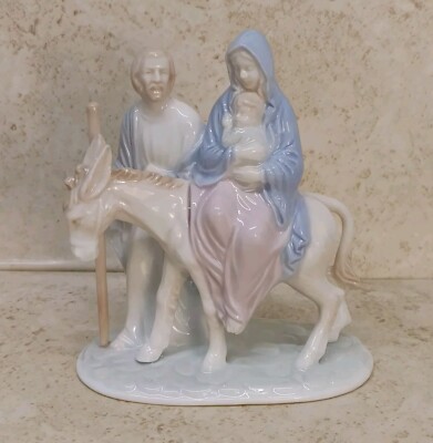 Roman Valencia Collection Holy Family Flight Into Egypt Figurine Japan ...