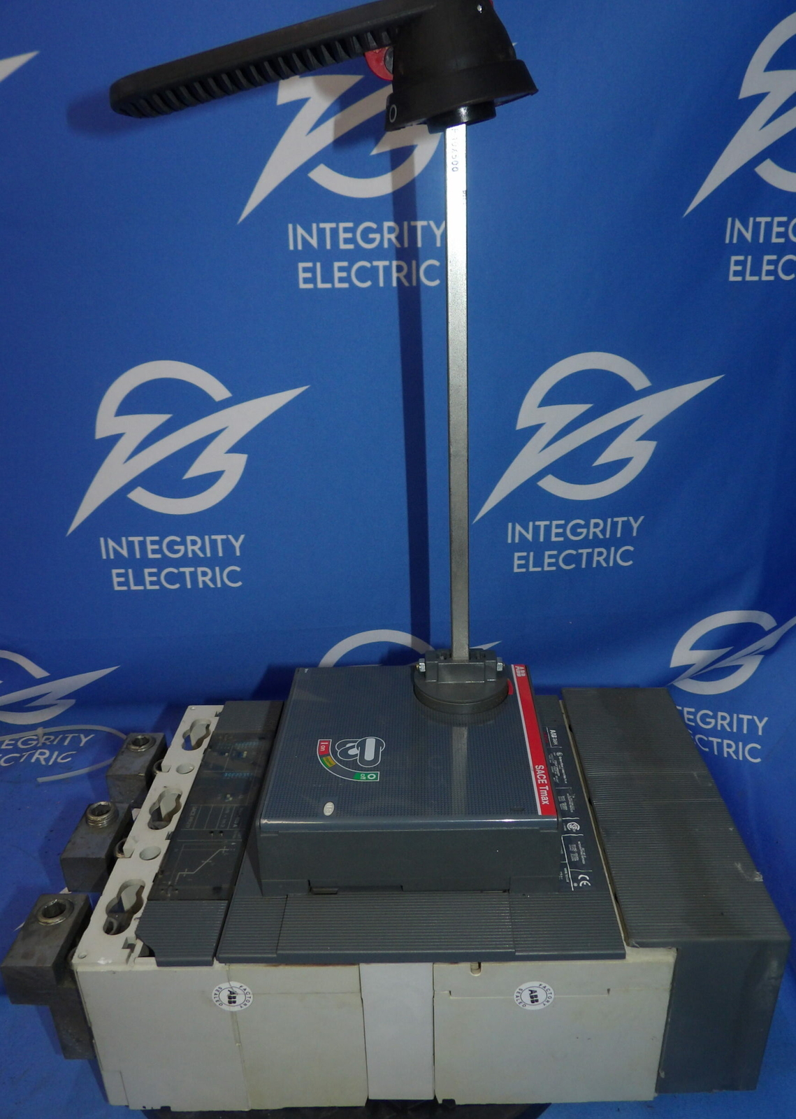 ABB Sace S6 S6H 800A 600VAC 3 Pole Breaker w/ PR211 800A Trip + 1 Year ...